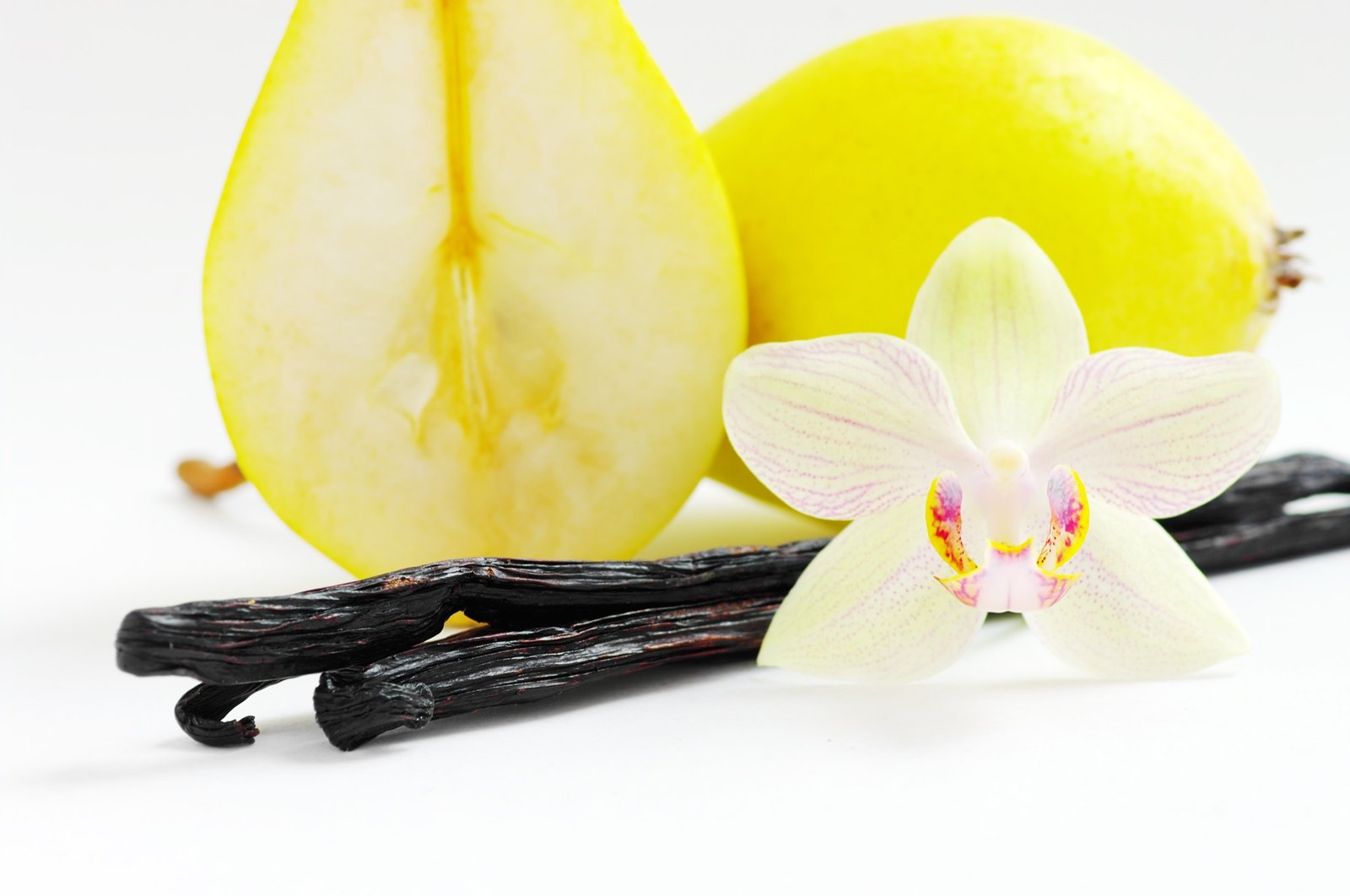 Vanilla Pear Fragrance Oil – Juicy Pear & Smooth French Vanilla | Axure ...